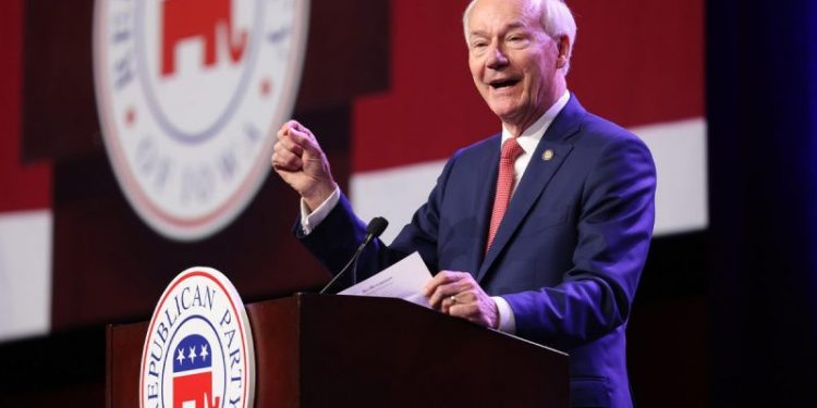 Former Arkansas Gov Asa Hutchinson Ends Republican Campaign For
